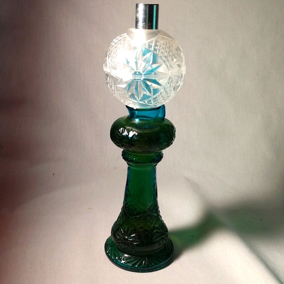 Vintage Avon Mansion Lamp | Accents | Vintage Avon Mansion Lamp | Poshmark